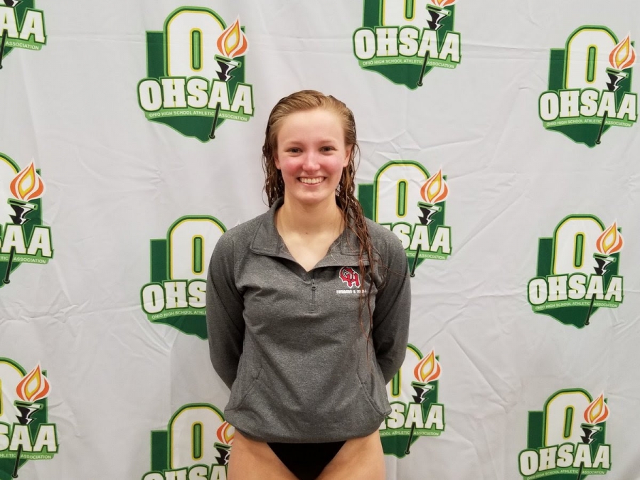 Elizabeth Cron earns 4th place in diving